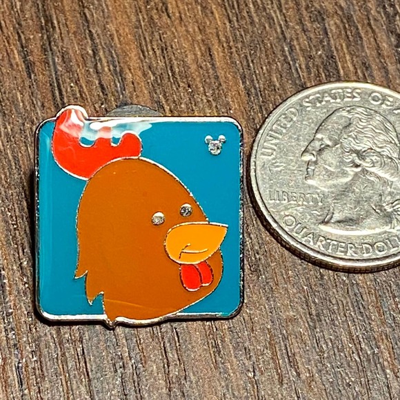 Disney | Accessories | Disneyland Shanghai Robin Hood Alan Rooster ...